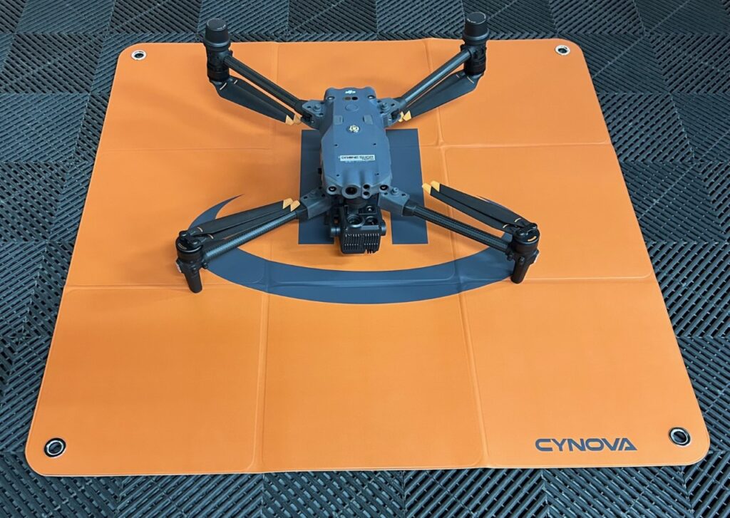 CYNOVA Universal Drone Landing Pad With 4 Rings 100X100CM GCP - Drone ...